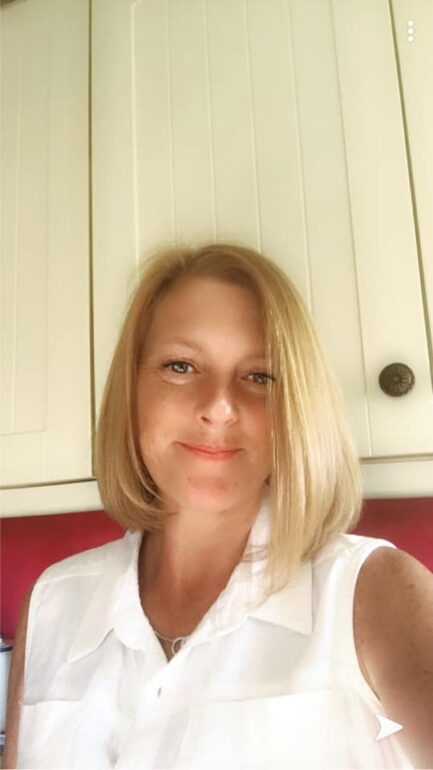 Gillie B - Iconic Extra